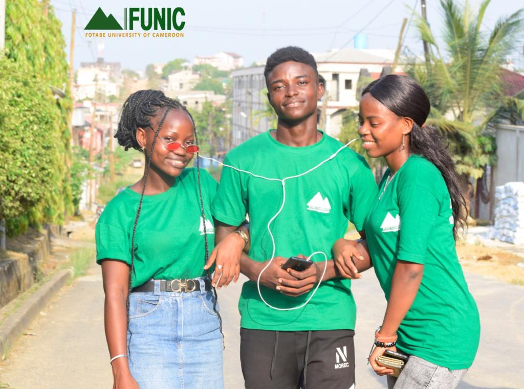 FUNIC - Bilingual HND in Business and Management